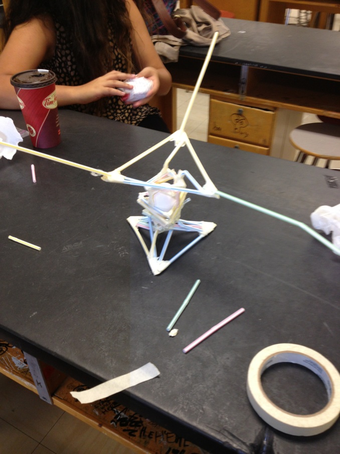 Grace's Blog: Egg lander--2